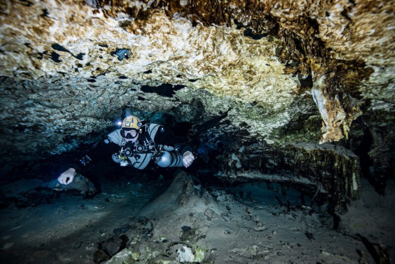 Full Cave Diver Certification | Pluto Dive